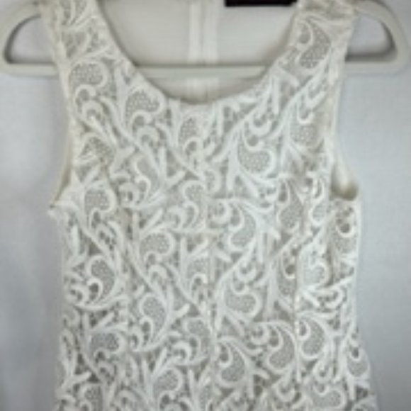 Absolutely& Faith | Tops | White Laced Sleeveless | Poshmark